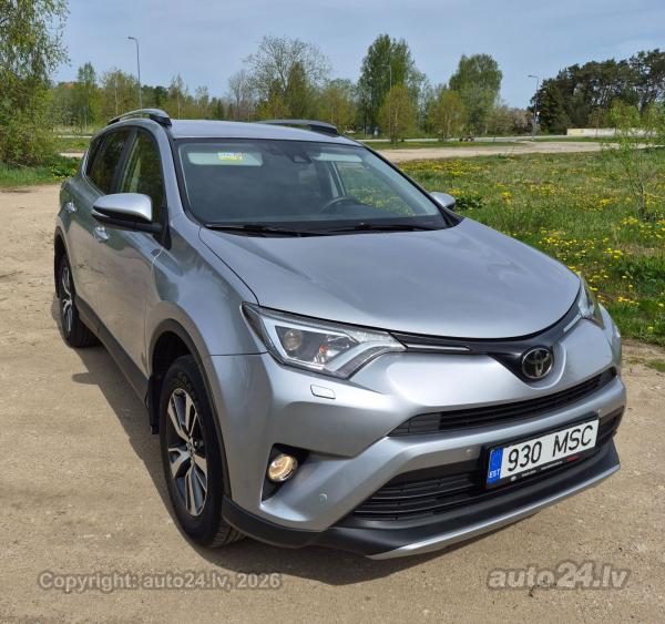 Серый Тойота РАВ 4 2018 в Таллин, объемом двигателя 2.00 л и пробегом 123 тыс. км за 17500 €, фото 3 на AUTOMOTO.COM.LV