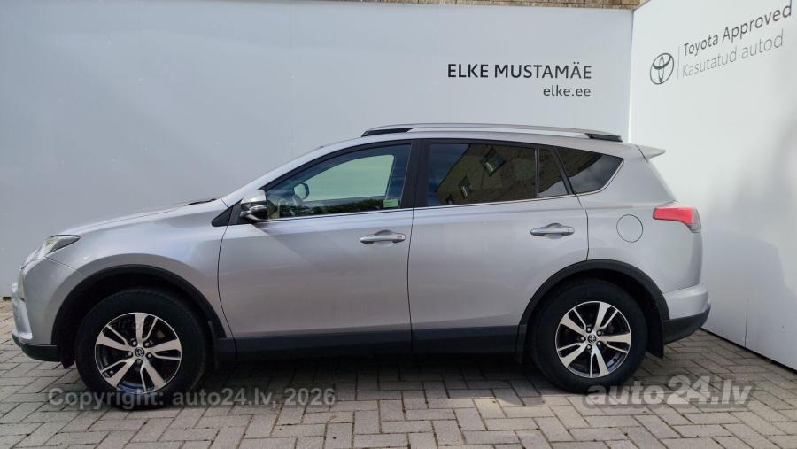 Pelēks Toyota RAV4 2018 Tallina, ar dzinēja tilpumu 1.99 L un nobraukumu 101 tūkst. km par 18895 €, foto 4 vietnē AUTOMOTO.COM.LV