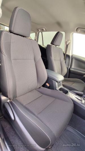 Pelēks Toyota RAV4 2018 Tallina, ar dzinēja tilpumu 1.99 L un nobraukumu 101 tūkst. km par 18895 €, foto 7 vietnē AUTOMOTO.COM.LV