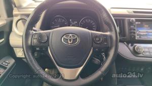 Pelēks Toyota RAV4 2018 Tallina, ar dzinēja tilpumu 1.99 L un nobraukumu 101 tūkst. km par 18895 €, foto 13 vietnē AUTOMOTO.COM.LV