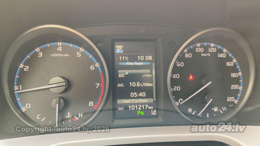 Pelēks Toyota RAV4 2018 Tallina, ar dzinēja tilpumu 1.99 L un nobraukumu 101 tūkst. km par 18895 €, foto 14 vietnē AUTOMOTO.COM.LV