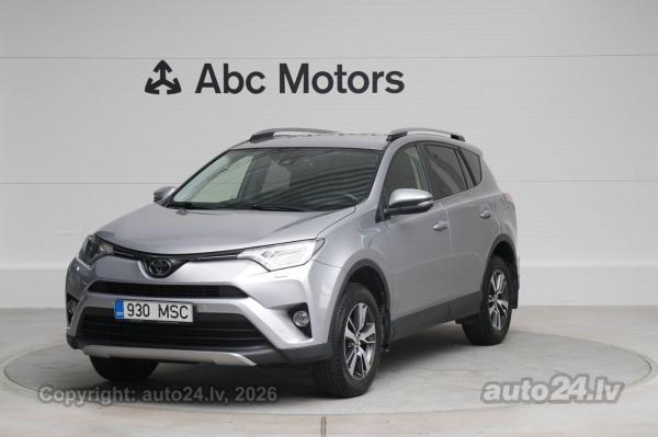 Pelēks Toyota RAV4 2018 Tallina, ar dzinēja tilpumu 2.00 L un nobraukumu 123 tūkst. km par 18390 €, foto 1 vietnē AUTOMOTO.COM.LV