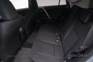 Pelēks Toyota RAV4 2018 Tallina, ar dzinēja tilpumu 2.00 L un nobraukumu 123 tūkst. km par 18390 €, foto 11 vietnē AUTOMOTO.COM.LV