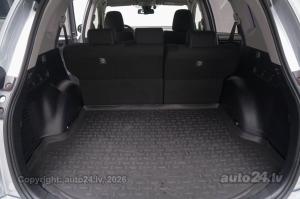 Pelēks Toyota RAV4 2018 Tallina, ar dzinēja tilpumu 2.00 L un nobraukumu 123 tūkst. km par 18390 €, foto 12 vietnē AUTOMOTO.COM.LV