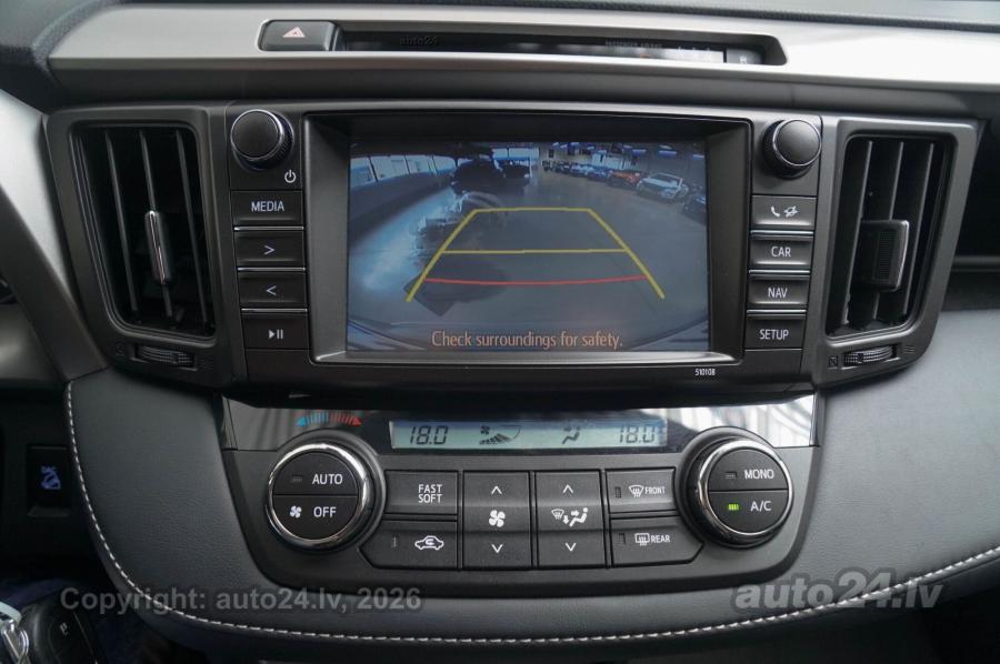 Pelēks Toyota RAV4 2018 Tallina, ar dzinēja tilpumu 2.00 L un nobraukumu 123 tūkst. km par 18390 €, foto 14 vietnē AUTOMOTO.COM.LV