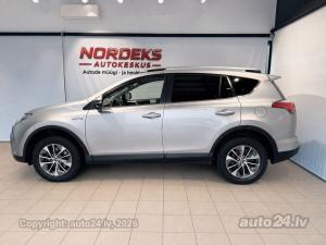 Pelēks Toyota RAV4 2018 Tallina, ar dzinēja tilpumu 2.50 L un nobraukumu 93 tūkst. km par 19290 €, foto 5 vietnē AUTOMOTO.COM.LV
