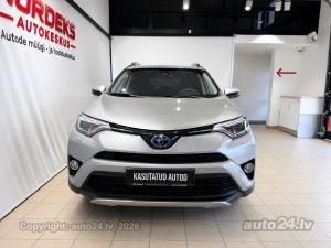 Pelēks Toyota RAV4 2018 Tallina, ar dzinēja tilpumu 2.50 L un nobraukumu 93 tūkst. km par 19290 €, foto 6 vietnē AUTOMOTO.COM.LV