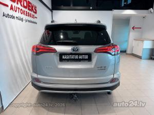 Pelēks Toyota RAV4 2018 Tallina, ar dzinēja tilpumu 2.50 L un nobraukumu 93 tūkst. km par 19290 €, foto 7 vietnē AUTOMOTO.COM.LV