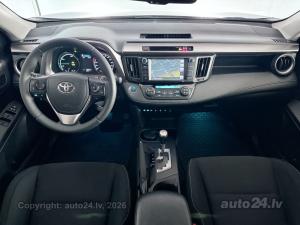 Pelēks Toyota RAV4 2018 Tallina, ar dzinēja tilpumu 2.50 L un nobraukumu 93 tūkst. km par 19290 €, foto 8 vietnē AUTOMOTO.COM.LV