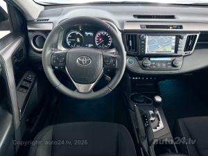 Pelēks Toyota RAV4 2018 Tallina, ar dzinēja tilpumu 2.50 L un nobraukumu 93 tūkst. km par 19290 €, foto 9 vietnē AUTOMOTO.COM.LV