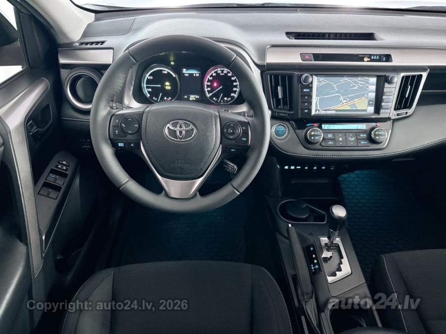 Pelēks Toyota RAV4 2018 Tallina, ar dzinēja tilpumu 2.50 L un nobraukumu 93 tūkst. km par 19290 €, foto 9 vietnē AUTOMOTO.COM.LV