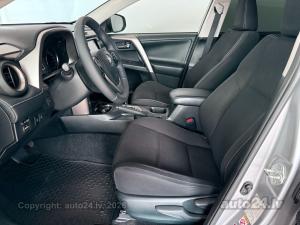 Pelēks Toyota RAV4 2018 Tallina, ar dzinēja tilpumu 2.50 L un nobraukumu 93 tūkst. km par 19290 €, foto 11 vietnē AUTOMOTO.COM.LV