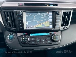 Pelēks Toyota RAV4 2018 Tallina, ar dzinēja tilpumu 2.50 L un nobraukumu 93 tūkst. km par 19290 €, foto 15 vietnē AUTOMOTO.COM.LV