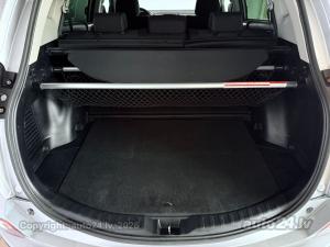 Pelēks Toyota RAV4 2018 Tallina, ar dzinēja tilpumu 2.50 L un nobraukumu 93 tūkst. km par 19290 €, foto 17 vietnē AUTOMOTO.COM.LV