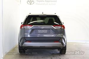 Grey Toyota RAV4 2019 in Tallinn, with an engine capacity of 1.99 L and mileage of 124 thousand km for 21700 €, photo 4 on AUTOMOTO.COM.LV