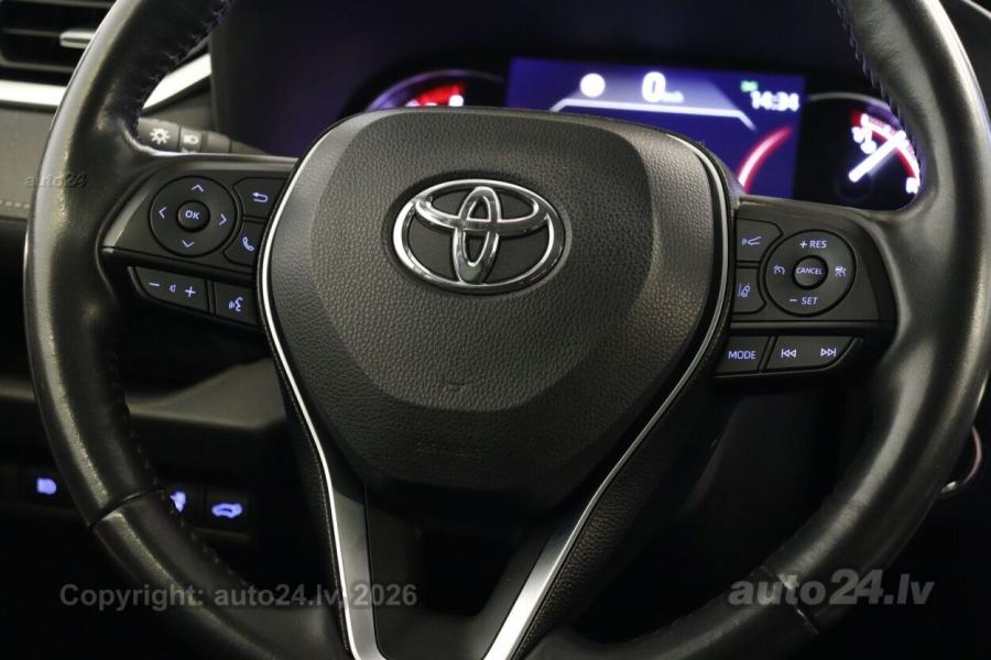 Grey Toyota RAV4 2019 in Tallinn, with an engine capacity of 1.99 L and mileage of 124 thousand km for 21700 €, photo 12 on AUTOMOTO.COM.LV