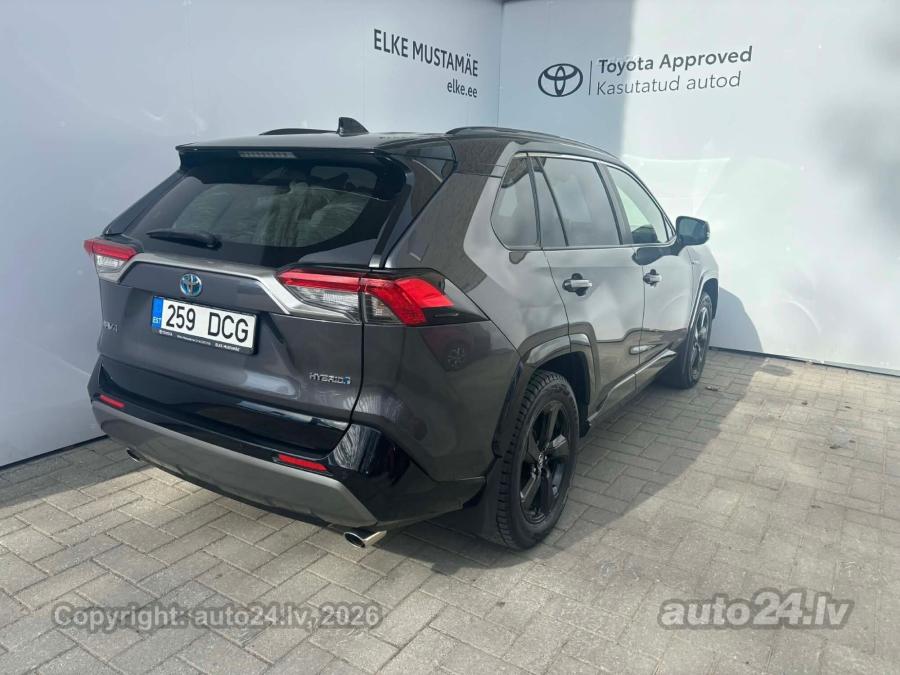 Pelēks Toyota RAV4 2019 Tallina, ar dzinēja tilpumu 2.49 L un nobraukumu 89 tūkst. km par 28995 €, foto 3 vietnē AUTOMOTO.COM.LV