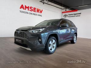 Серый Тойота РАВ 4 2019 в Пярну, объемом двигателя 2.50 л и пробегом 53 тыс. км за 23500 €, фото  на AUTOMOTO.COM.LV