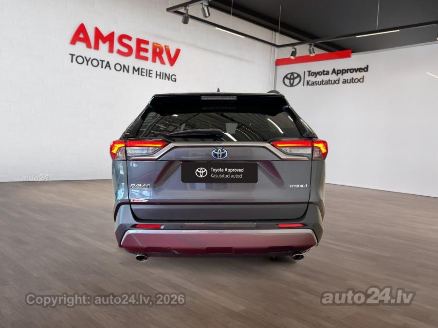 Pelēks Toyota RAV4 2019 Pērnava, ar dzinēja tilpumu 2.50 L un nobraukumu 53 tūkst. km par 23500 €, foto 5 vietnē AUTOMOTO.COM.LV