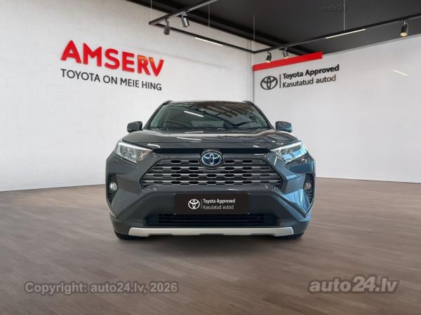Серый Тойота РАВ 4 2019 в Пярну, объемом двигателя 2.50 л и пробегом 53 тыс. км за 23500 €, фото 5 на AUTOMOTO.COM.LV