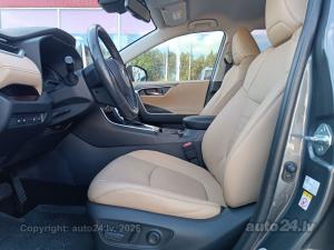 Pelēks Toyota RAV4 2019 Tallina, ar dzinēja tilpumu 2.50 L un nobraukumu 121 tūkst. km par 26990 €, foto 8 vietnē AUTOMOTO.COM.LV