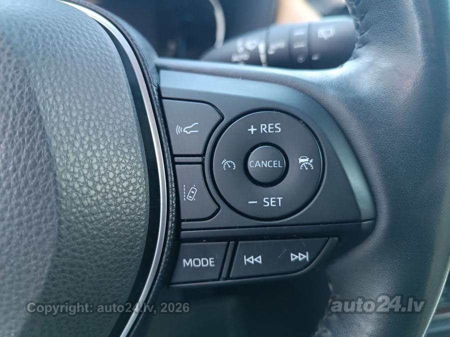 Pelēks Toyota RAV4 2019 Tallina, ar dzinēja tilpumu 2.50 L un nobraukumu 121 tūkst. km par 26990 €, foto 15 vietnē AUTOMOTO.COM.LV