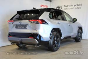 Pelēks Toyota RAV4 2019 Tallina, ar dzinēja tilpumu 2.50 L un nobraukumu 149 tūkst. km par 23990 €, foto 3 vietnē AUTOMOTO.COM.LV