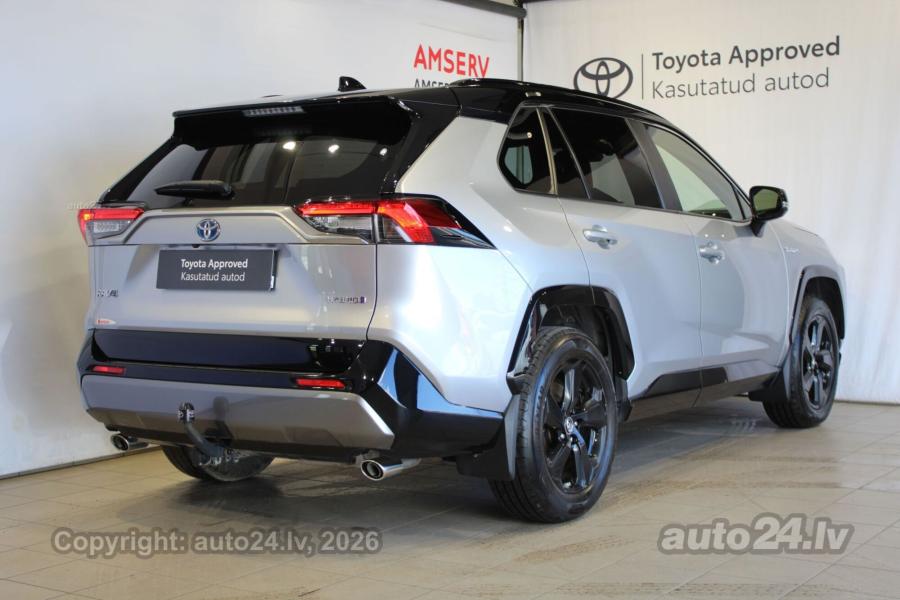 Pelēks Toyota RAV4 2019 Tallina, ar dzinēja tilpumu 2.50 L un nobraukumu 149 tūkst. km par 23990 €, foto 3 vietnē AUTOMOTO.COM.LV