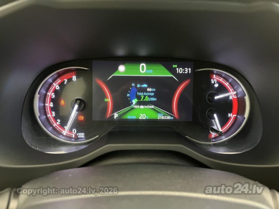 Pelēks Toyota RAV4 2019 Rakvere, ar dzinēja tilpumu 1.99 L un nobraukumu 218 tūkst. km par 20990 €, foto 13 vietnē AUTOMOTO.COM.LV