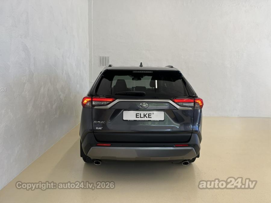 Pelēks Toyota RAV4 2019 Rakvere, ar dzinēja tilpumu 1.99 L un nobraukumu 218 tūkst. km par 20990 €, foto 17 vietnē AUTOMOTO.COM.LV