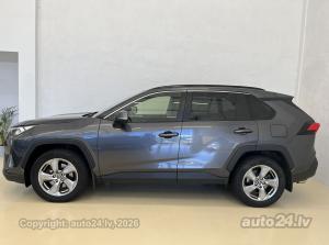 Pelēks Toyota RAV4 2019 Rakvere, ar dzinēja tilpumu 1.99 L un nobraukumu 218 tūkst. km par 20990 €, foto 18 vietnē AUTOMOTO.COM.LV