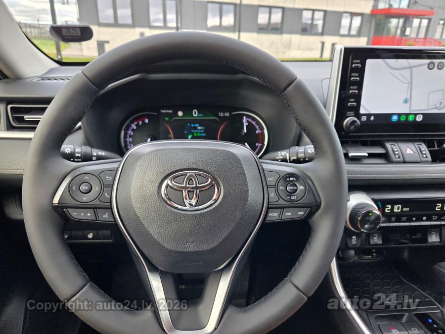Grey Toyota RAV4 2019 in Tallinn, with an engine capacity of 2.00 L and mileage of 138 thousand km for 20500 €, photo 10 on AUTOMOTO.COM.LV