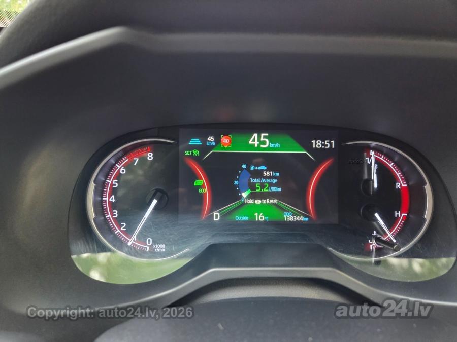 Grey Toyota RAV4 2019 in Tallinn, with an engine capacity of 2.00 L and mileage of 138 thousand km for 20500 €, photo 11 on AUTOMOTO.COM.LV