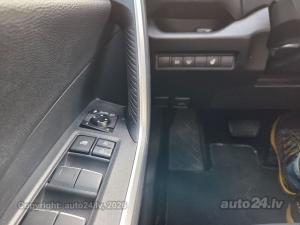 Grey Toyota RAV4 2019 in Tallinn, with an engine capacity of 2.00 L and mileage of 138 thousand km for 20500 €, photo 13 on AUTOMOTO.COM.LV