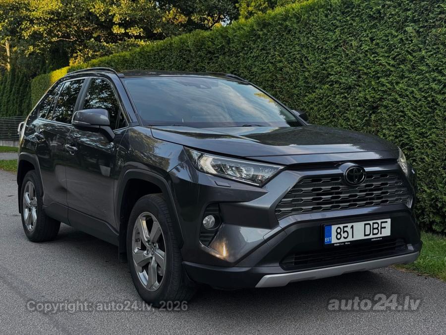 Pelēks Toyota RAV4 2019 Tallina, ar dzinēja tilpumu 2.00 L un nobraukumu 104 tūkst. km par 22900 €, foto 5 vietnē AUTOMOTO.COM.LV