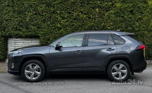 Pelēks Toyota RAV4 2019 Tallina, ar dzinēja tilpumu 2.00 L un nobraukumu 104 tūkst. km par 22900 €, foto 7 vietnē AUTOMOTO.COM.LV