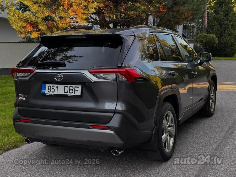 Pelēks Toyota RAV4 2019 Tallina, ar dzinēja tilpumu 2.00 L un nobraukumu 104 tūkst. km par 22900 €, foto 10 vietnē AUTOMOTO.COM.LV