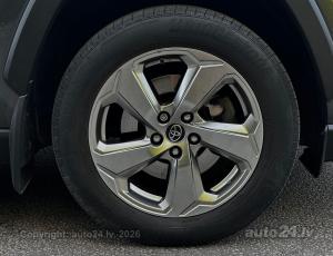Pelēks Toyota RAV4 2019 Tallina, ar dzinēja tilpumu 2.00 L un nobraukumu 104 tūkst. km par 22900 €, foto 23 vietnē AUTOMOTO.COM.LV