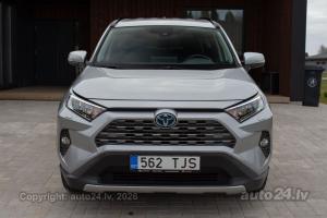 Pelēks Toyota RAV4 2020 Pērnava, ar dzinēja tilpumu 2.50 L un nobraukumu 127 tūkst. km par 29900 €, foto 6 vietnē AUTOMOTO.COM.LV