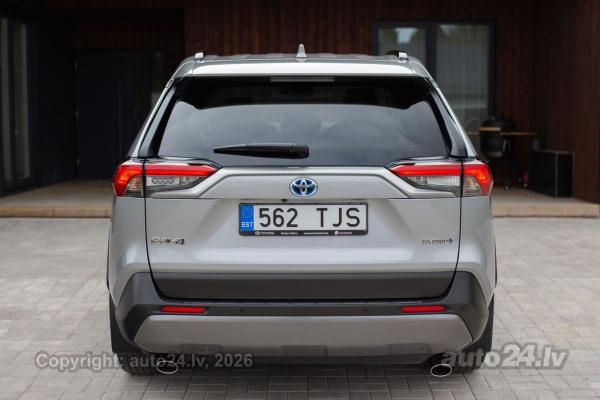 Pelēks Toyota RAV4 2020 Pērnava, ar dzinēja tilpumu 2.50 L un nobraukumu 127 tūkst. km par 29900 €, foto 6 vietnē AUTOMOTO.COM.LV