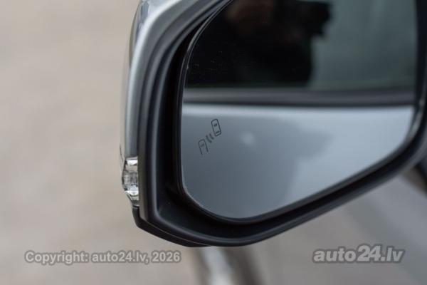 Pelēks Toyota RAV4 2020 Pērnava, ar dzinēja tilpumu 2.50 L un nobraukumu 127 tūkst. km par 29900 €, foto 9 vietnē AUTOMOTO.COM.LV