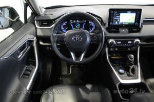 Pelēks Toyota RAV4 2020 Tallina, ar dzinēja tilpumu 2.50 L un nobraukumu 93 tūkst. km par 30990 €, foto 10 vietnē AUTOMOTO.COM.LV