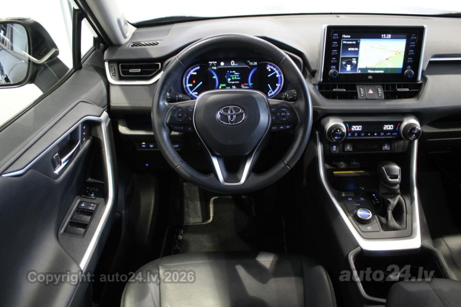 Pelēks Toyota RAV4 2020 Tallina, ar dzinēja tilpumu 2.50 L un nobraukumu 93 tūkst. km par 30990 €, foto 10 vietnē AUTOMOTO.COM.LV