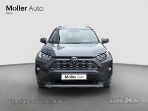 Pelēks Toyota RAV4 2020 Pērnava, ar dzinēja tilpumu 2.00 L un nobraukumu 107 tūkst. km par 25900 €, foto 4 vietnē AUTOMOTO.COM.LV