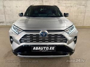 Grey Toyota RAV4 2020 in Tallinn, with an engine capacity of 2.50 L and mileage of 128 thousand km for 24995 €, photo 21 on AUTOMOTO.COM.LV