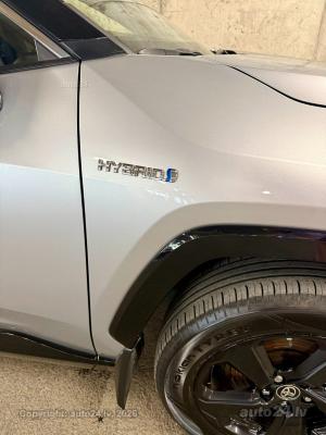 Grey Toyota RAV4 2020 in Tallinn, with an engine capacity of 2.50 L and mileage of 128 thousand km for 24995 €, photo 26 on AUTOMOTO.COM.LV