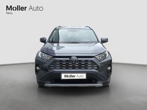 Pelēks Toyota RAV4 2020 Pērnava, ar dzinēja tilpumu 2.00 L un nobraukumu 107 tūkst. km par 25400 €, foto 4 vietnē AUTOMOTO.COM.LV