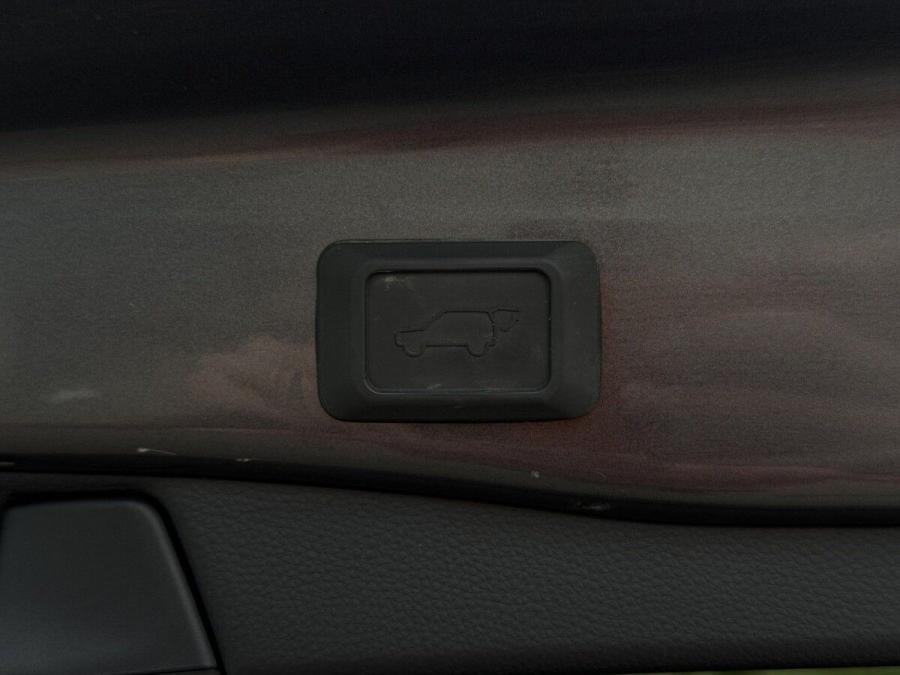 Pelēks Toyota RAV4 2020 Pērnava, ar dzinēja tilpumu 2.00 L un nobraukumu 107 tūkst. km par 25400 €, foto 17 vietnē AUTOMOTO.COM.LV