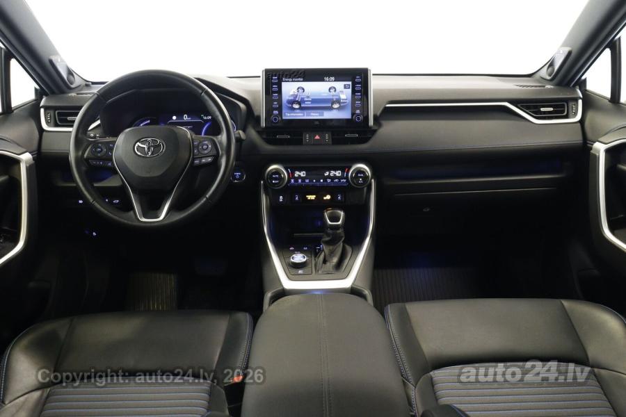 Pelēks Toyota RAV4 2020 Tallina, ar dzinēja tilpumu 2.49 L un nobraukumu 65 tūkst. km par 30500 €, foto 9 vietnē AUTOMOTO.COM.LV