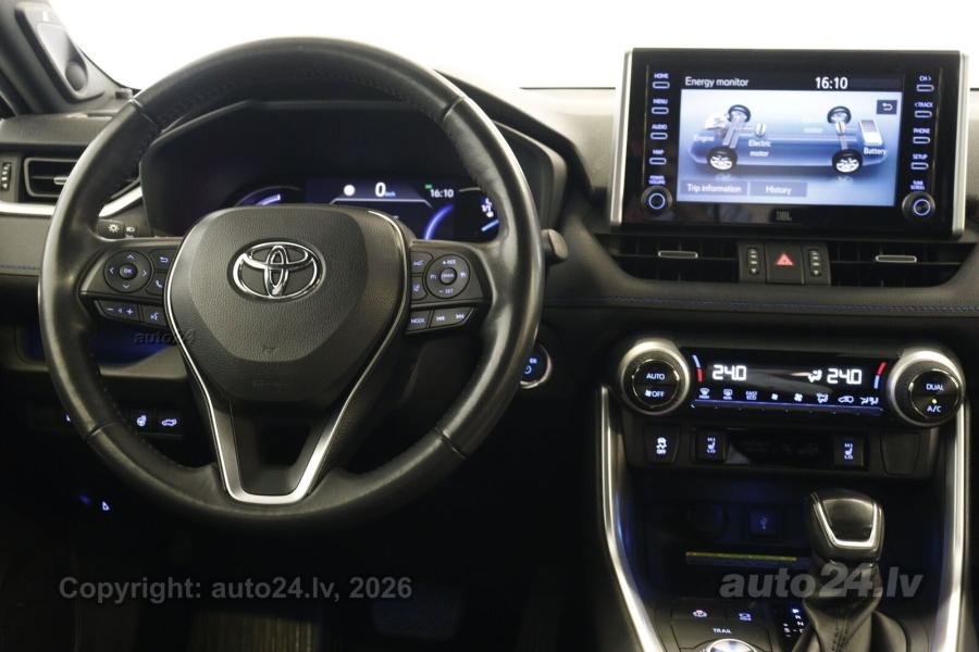 Pelēks Toyota RAV4 2020 Tallina, ar dzinēja tilpumu 2.49 L un nobraukumu 65 tūkst. km par 30500 €, foto 10 vietnē AUTOMOTO.COM.LV
